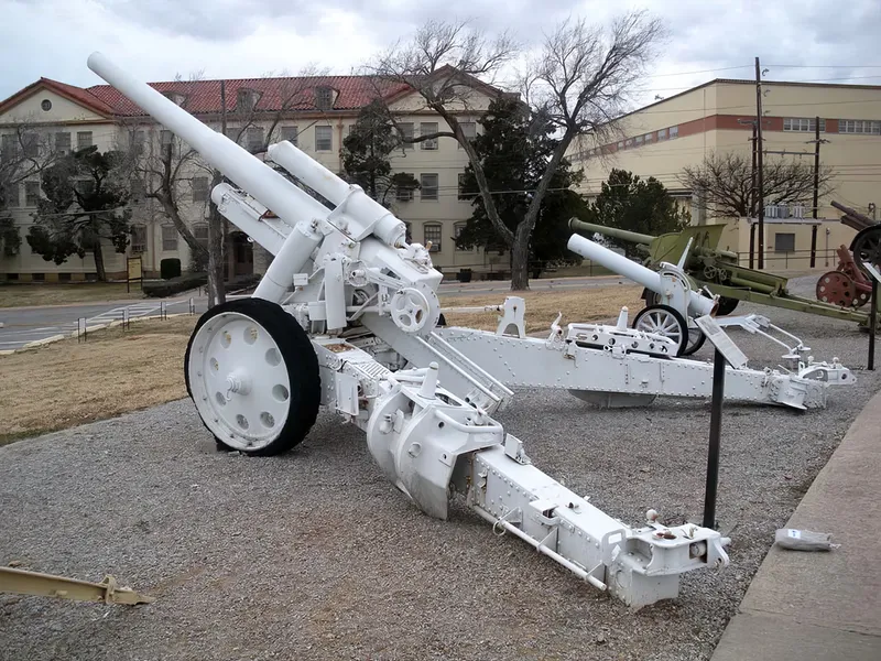 German 150mm s.F.H.18 Howitzer - Walk Around - NET-MAQUETTES